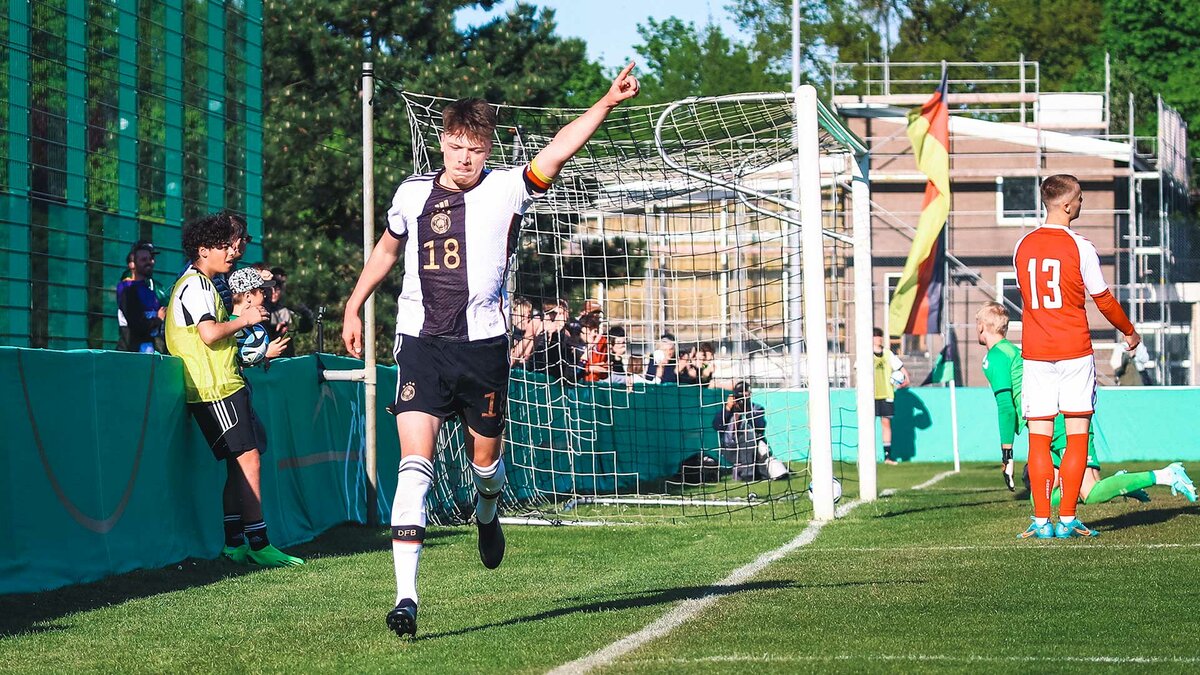 Doppelter Pejcinovic | VfL Wolfsburg