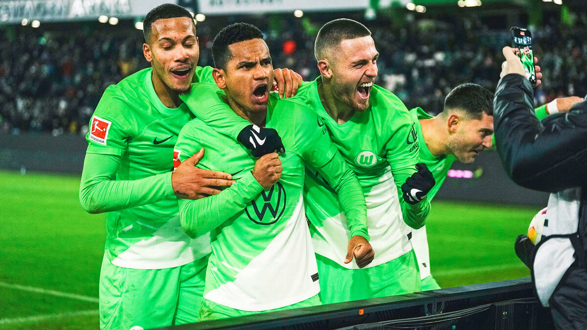 Bilder: Wölfe feiern 2:1-Sieg gegen RB Leipzig! | VfL Wolfsburg